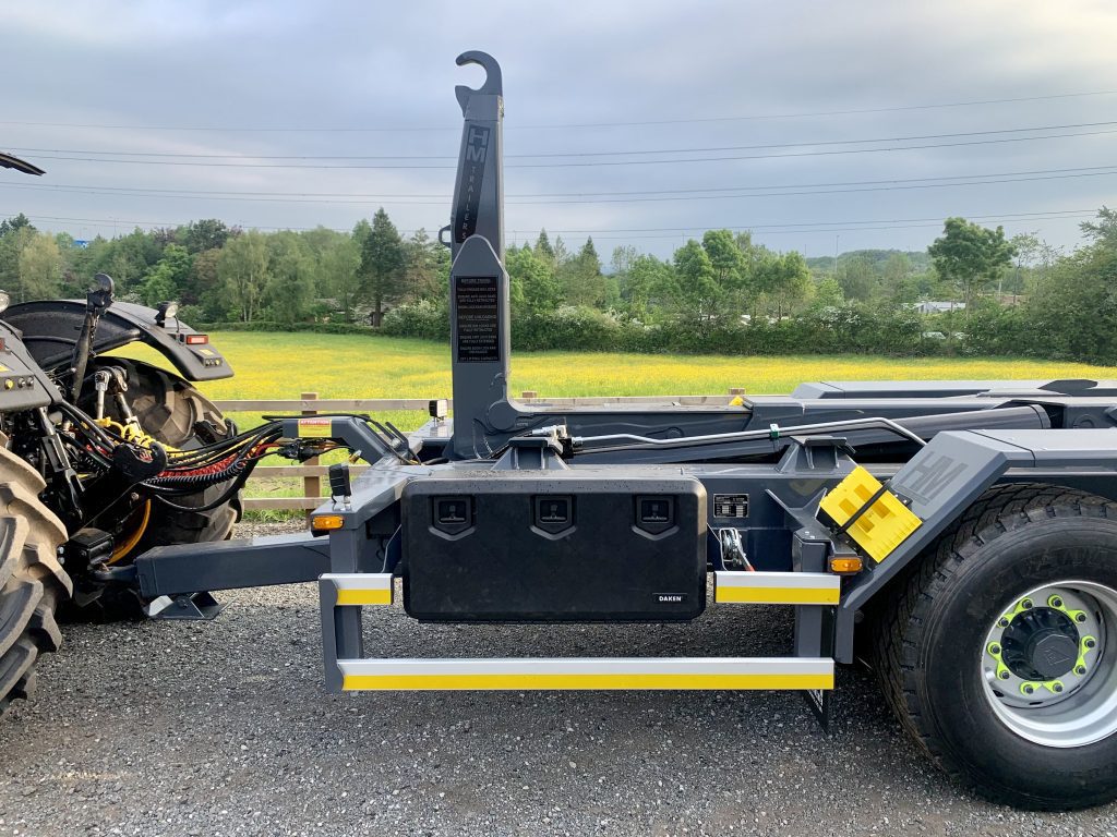 2022 HM Trailers 20 Ton Tri Axle Hooklift Trailer For Sale - Dewhurst ...