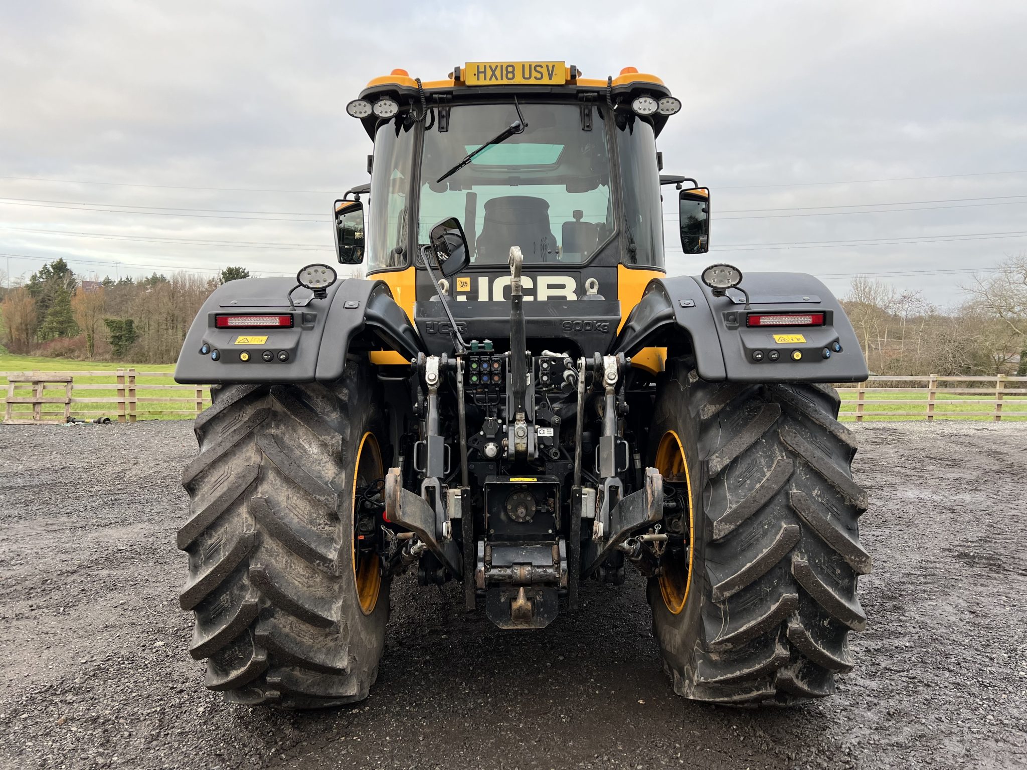 2018 JCB Fastrac 4220 c/w QUICKE Q7S Loader For Sale - Dewhurst ...