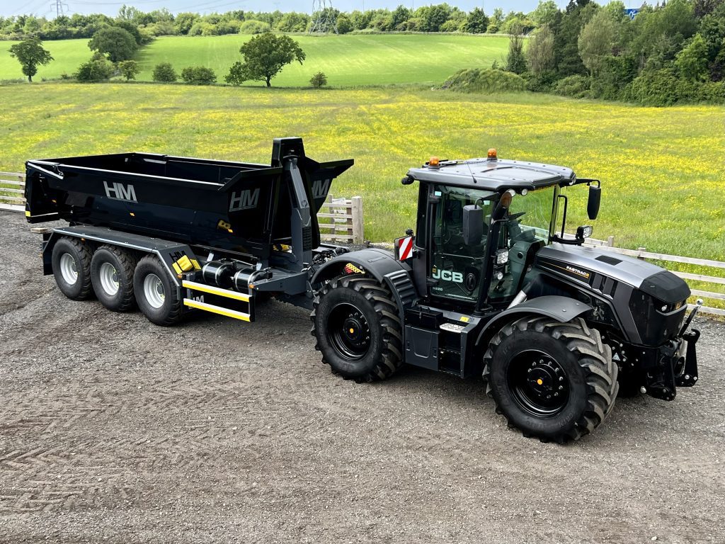 2021 JCB Fastrac 4220 Stage 5 - Grey For Sale - Dewhurst Agricultural