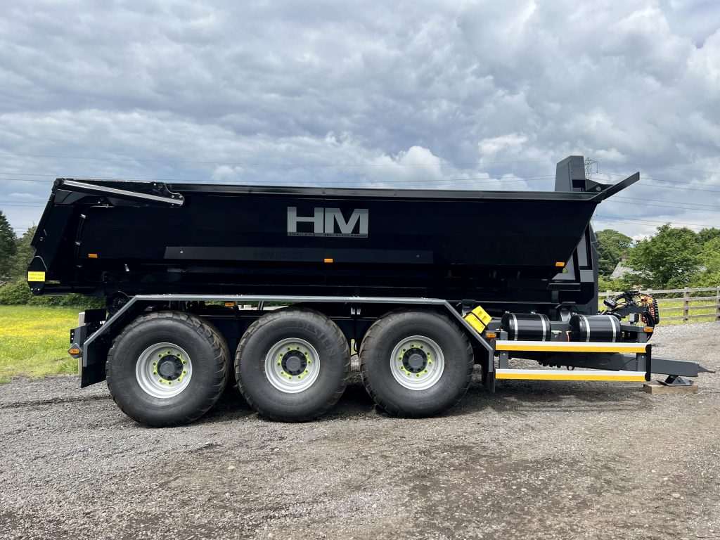 2024 HM Trailers 20 Ton Tri Axle Hooklift Trailer – 560 Tyres For Sale ...