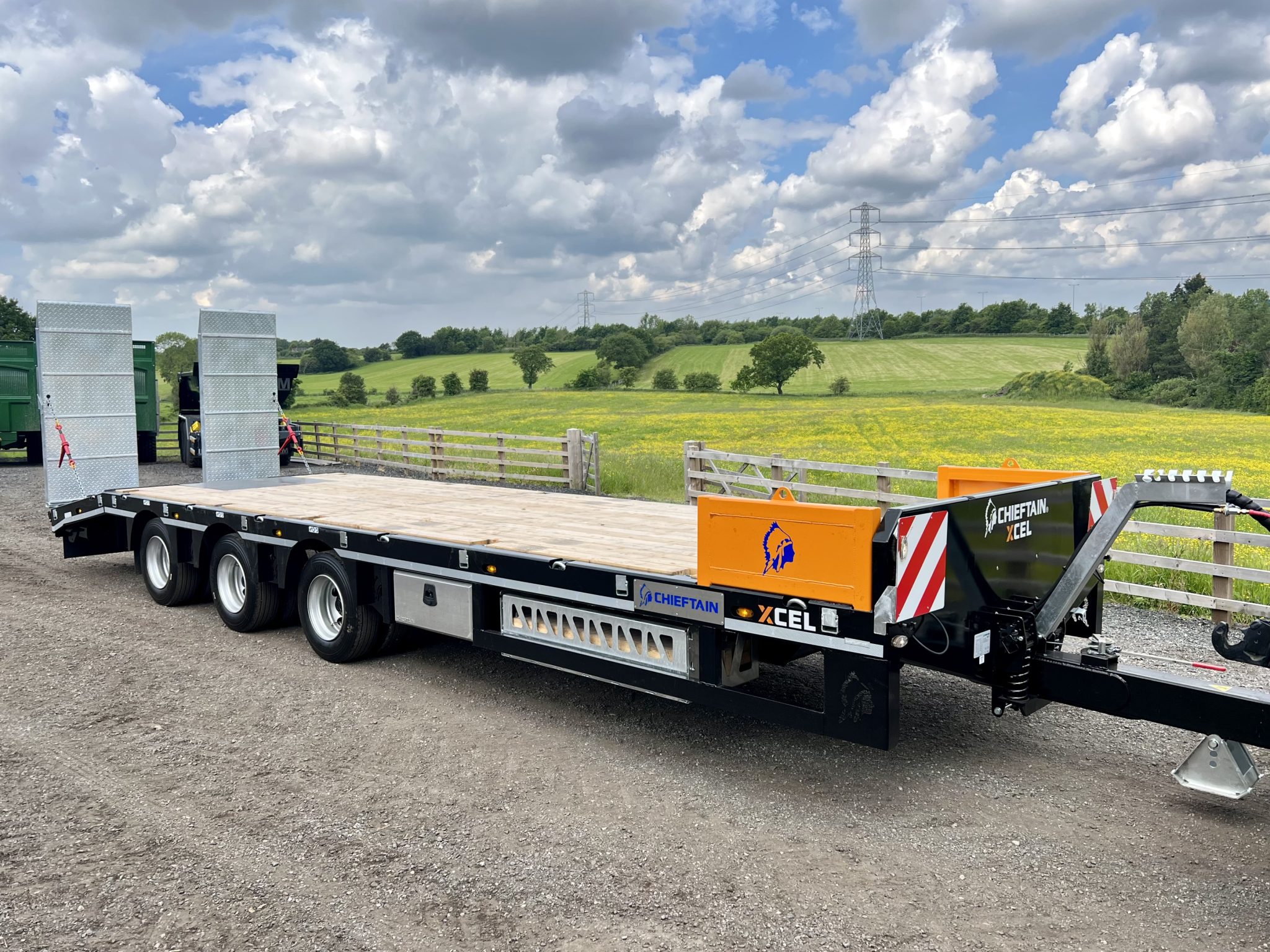 2025 New Chieftain XCEL 33 Ton Tri Axle Low Loader Trailer For Sale ...