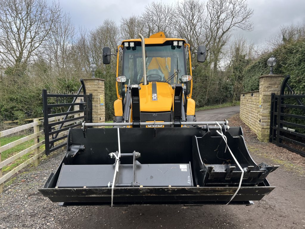 New 2023 JCB 3CX Sitemaster PLUS Backhoe Loader For Sale - Dewhurst ...