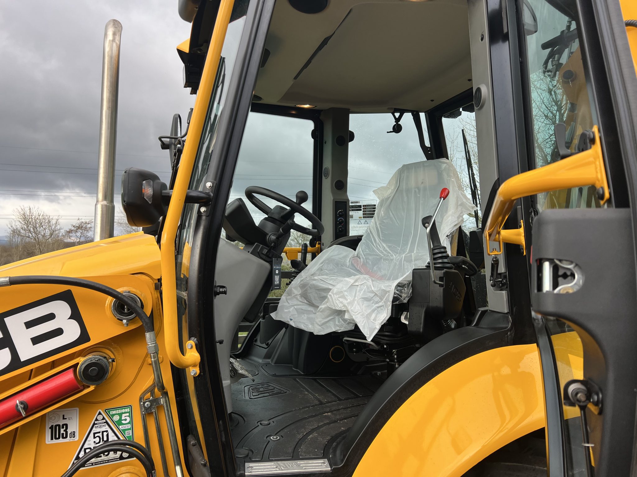 New 2023 JCB 3CX Sitemaster PLUS Backhoe Loader For Sale - Dewhurst Agricultural