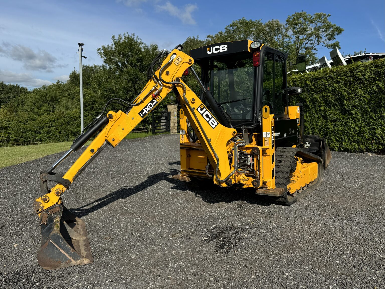 JCB 1CXT High Flow Backhoe Loader For Sale - Dewhurst Agricultural