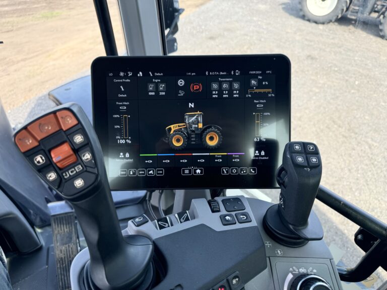 2022 JCB Fastrac 8330 ICON For Sale - Dewhurst Agricultural